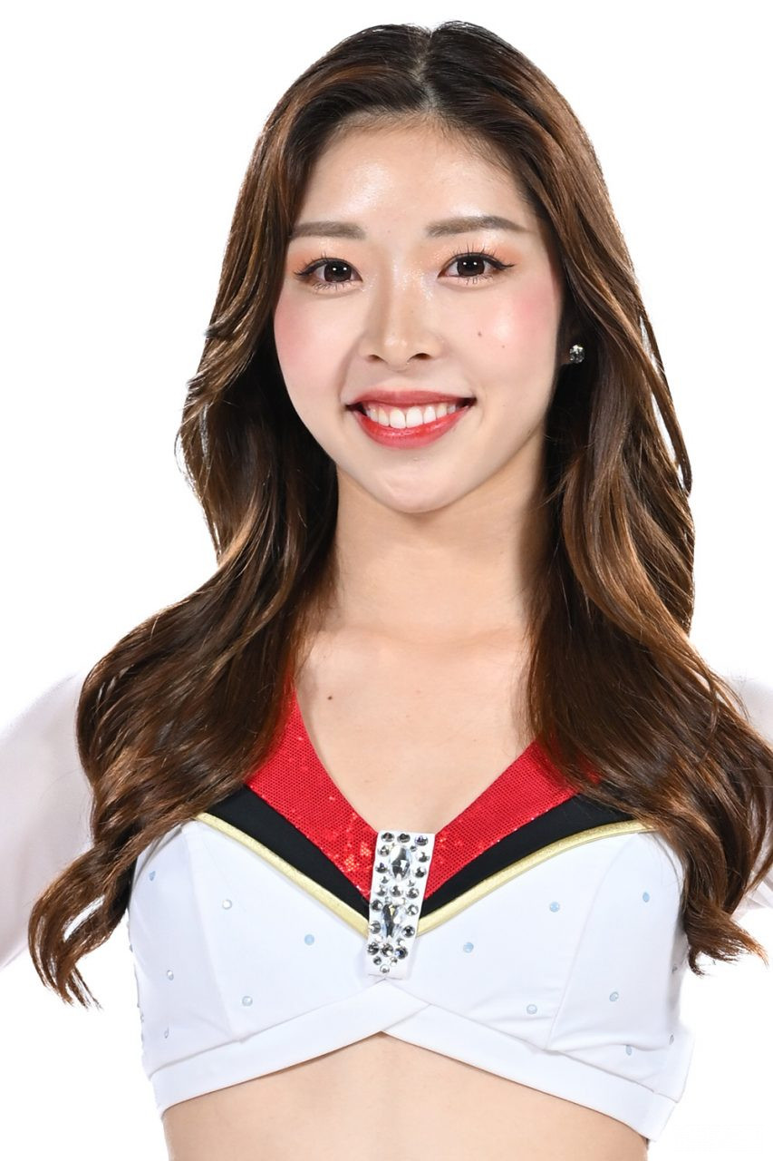 チアリーダー - フロンティア―ズ - Fujitsu Sports : 富士通