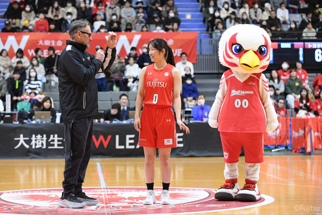 Welcome to Red Wave - レッドウェーブ - Fujitsu Sports : 富士通